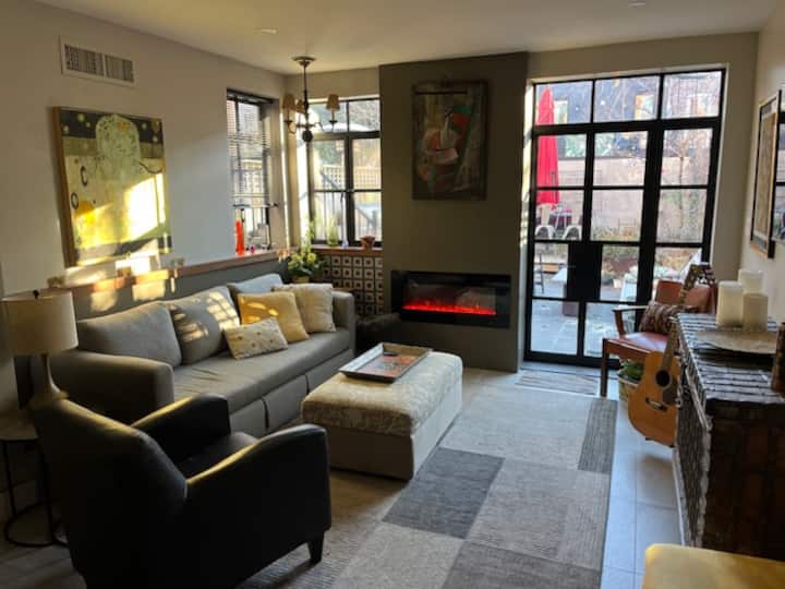 Brooklyn Brownstone Delight - Brooklyn, NY