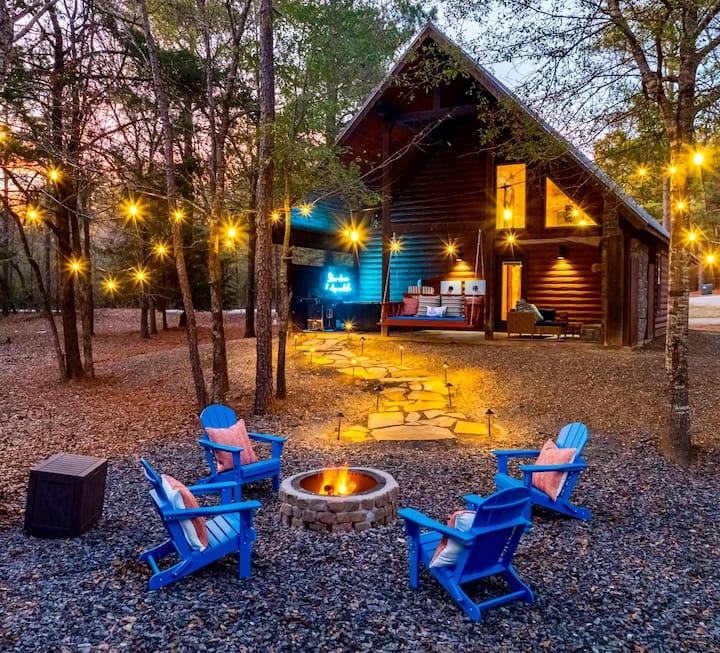 Firepit & Hot Tub | Forest Cabin For Two - United States