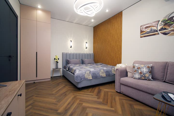 Orchid In Everest - Kazakhstan