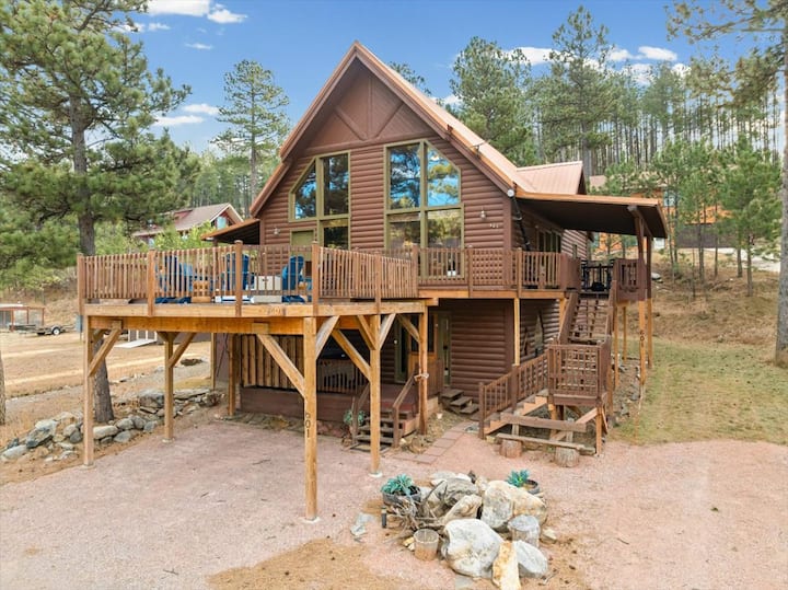 Rushmore Retreat | Cabin W/ Views Of Mt. Rushmore - Keystone, SD