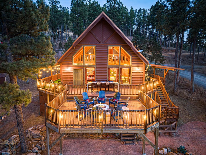 Views Of Mt. Rushmore | Hot Tub | Game Room - Keystone, SD