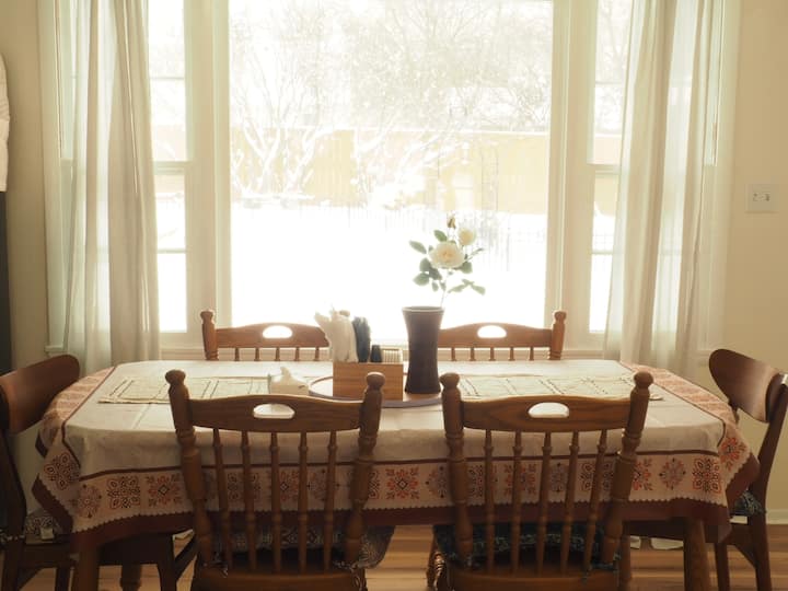 Family-friendly Ranch Near Uiuc & Memorial Stadium - Champaign, IL