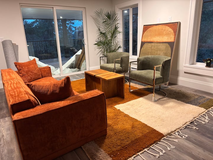 Baxter's Place - New Bowen Island Westside Home - Bowen Island