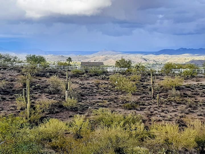 Casita On 5 Acres, Horse Privileges, Views - Morristown, AZ