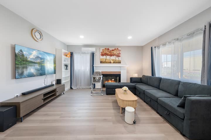 3b2br Getaway | Balcony + Steps To Grocery Stores - Alhambra, CA