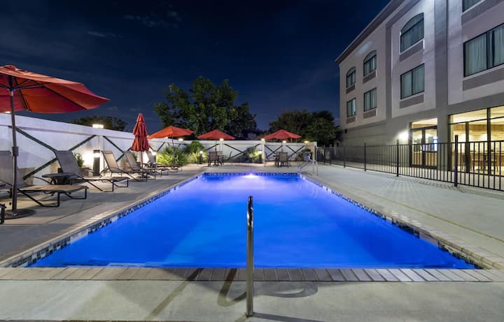 Studio Suite | Wingate Round Rock | Free Parking - Round Rock, TX