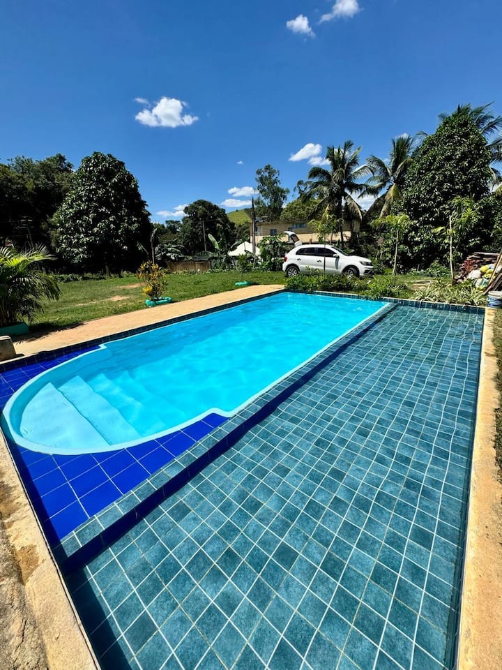 "Chácara Sonho Meu"
Espaçosa Com Piscina! - Cataguases
