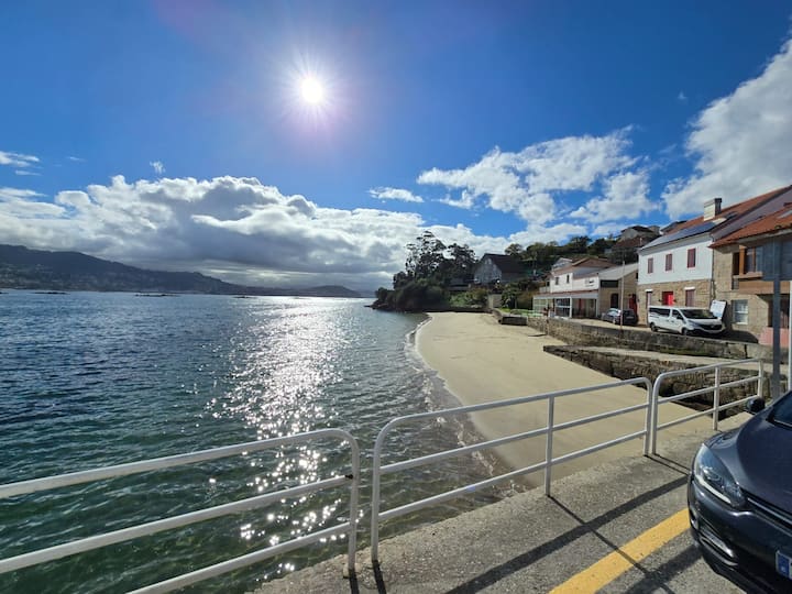 At. O Estaleiro Breva A 5 Metros De La Playa - Redondela