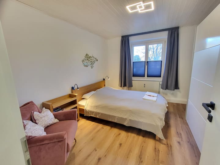 Stilvoll Renoviertes Apartment In Grünlage - Graz