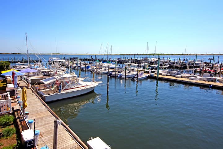Waterfront Retreat On The Marina - Highlands, NJ