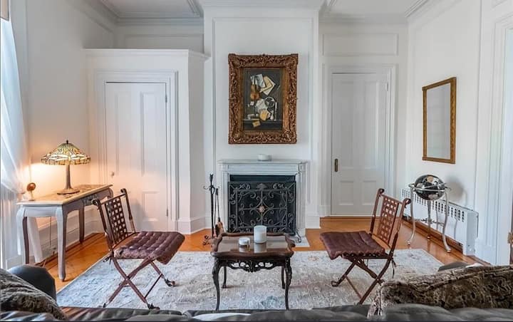 Newly Renovated Home (Walk To Town And Beach) - Newport, RI