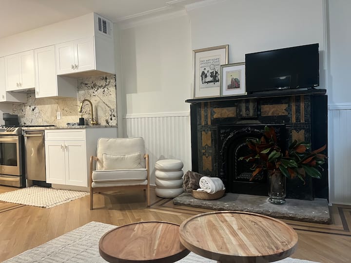 Garden Brownstone - Edgewater