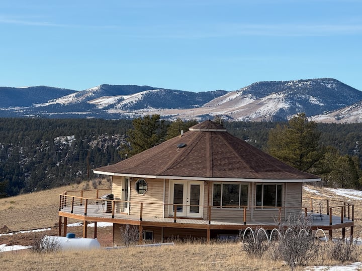Mountain Light House!
Views Galore! Lovely Home! - Cripple Creek, CO