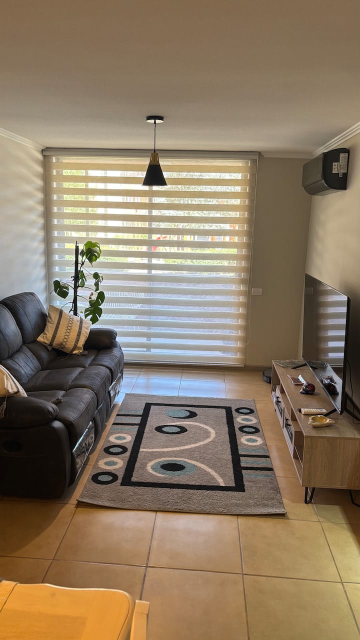 Central Y Espacioso Departamento En Los Andes - Los Andes