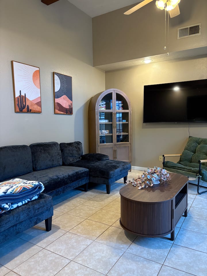 Pet Friendly Boho-chic Paradise - San Angelo, TX