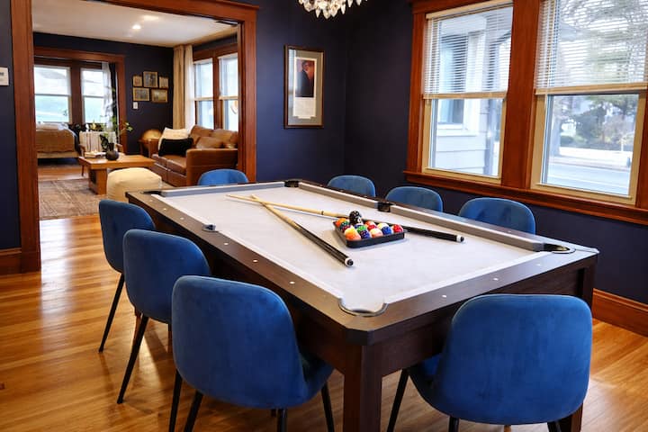 Prestigious Milton Designer Home - Quincy, MA