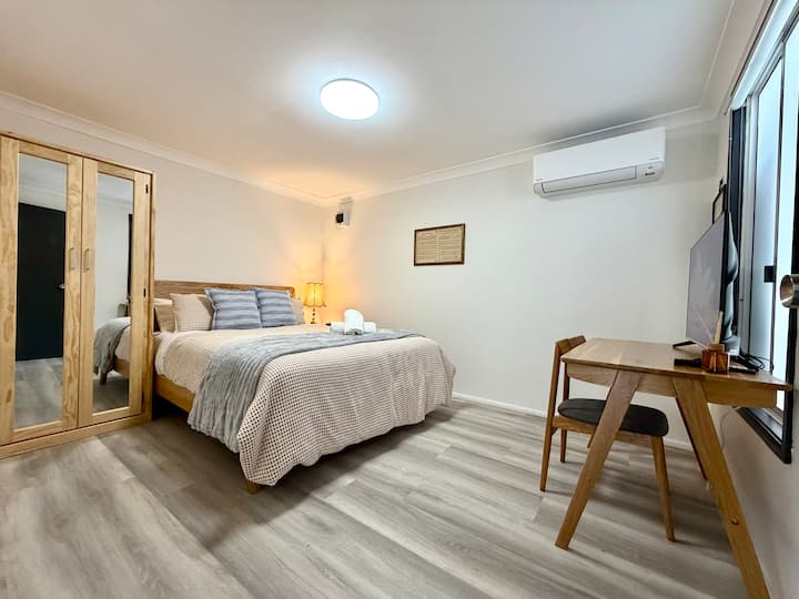 Private Studio With Ensuite-style Shower - Sydney