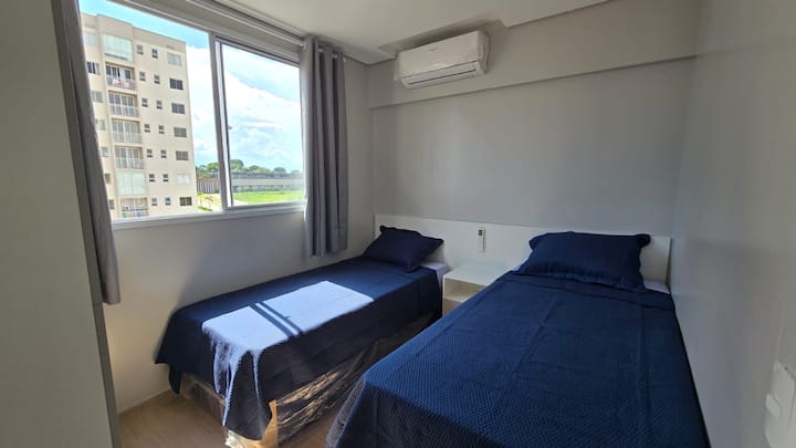 Ap. Na Ponta Negra Próx. Ao Shopping Com Garagem - Manaus