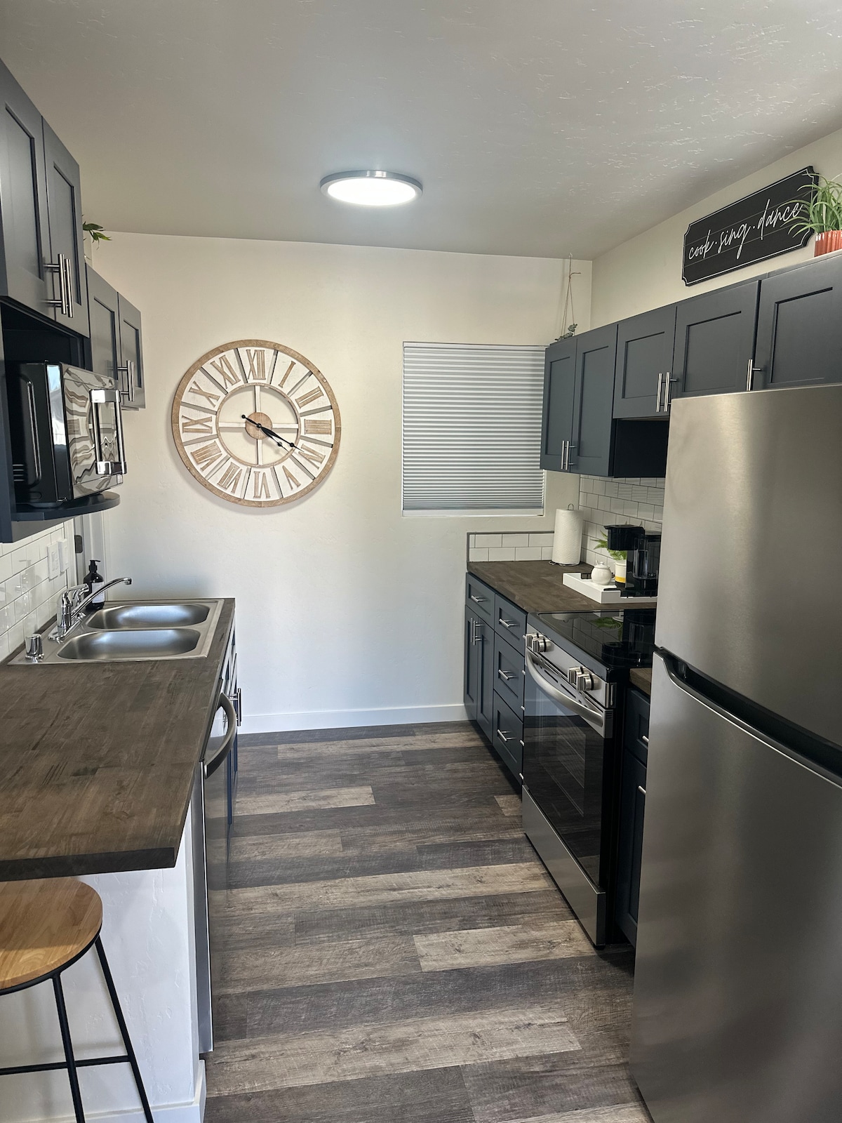 Tres Rios Studio #14 - Apartments for Rent in Farmington, New Mexico ...