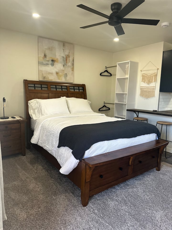 Tres Rios Studio #14 - Farmington, NM