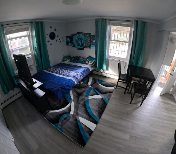 Studio Apartment - Media, PA