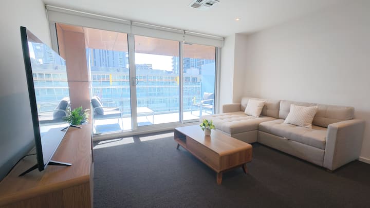 2br Apartment With Free Car Park - Adelaide