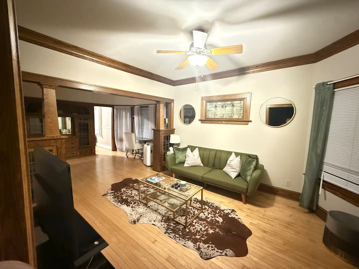 Charmingwestallisstay •3br•quietblock,close2itall! - Brookfield, WI