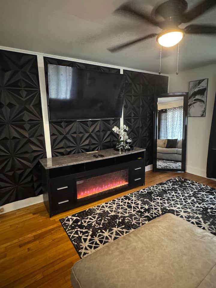 The Westside Of Downtown! - Piedmont, SC