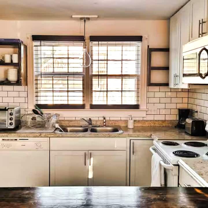 Cozy Private Room - Greater Huntsville Area - 2 - Decatur, AL