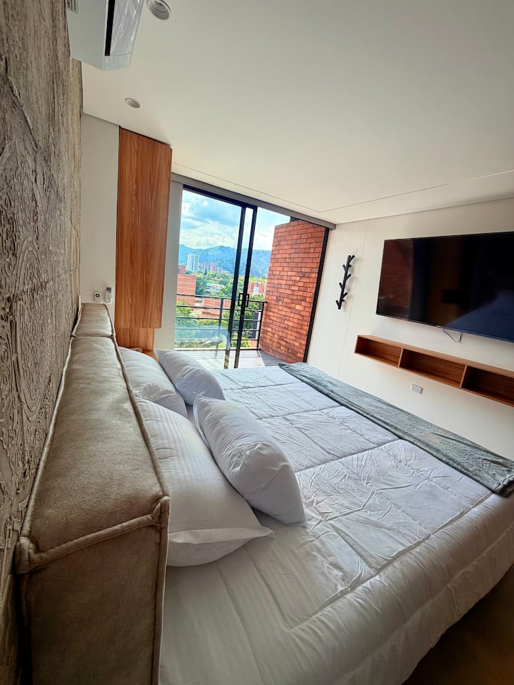 Premium Loft•view And Private Balcony | Laureles - Medellin, Antioquia, Colombia