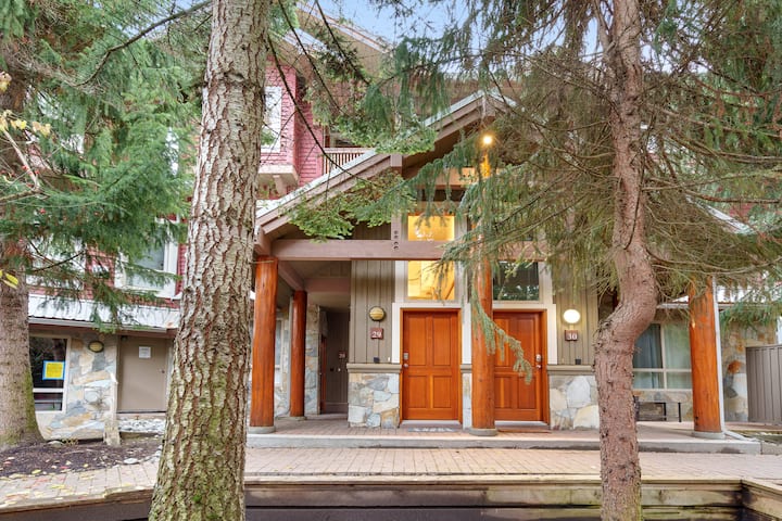 Northlands Walk To Village/slopes | Luxury 4-bed - Whistler Blackcomb