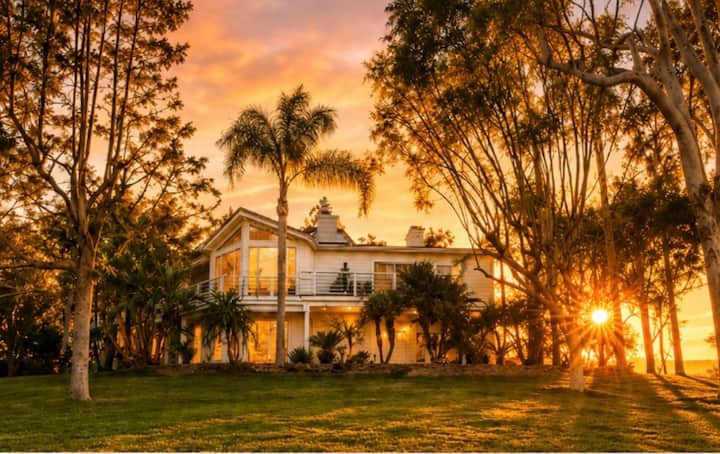 Victorias Secret Retreat - San Diego, CA