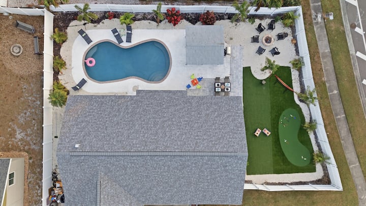 Backyard Resort| Heated Pool| Arcade|close To Img - Bradenton, FL