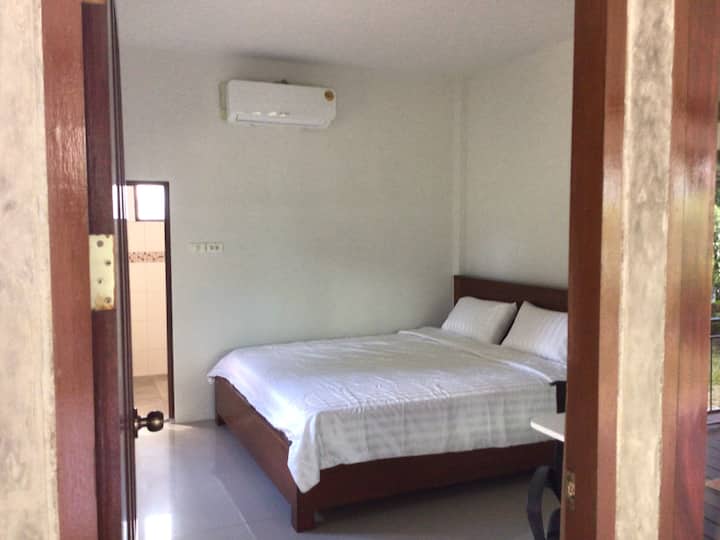 Independent Room With Private Bath - Ko Pha Ngan