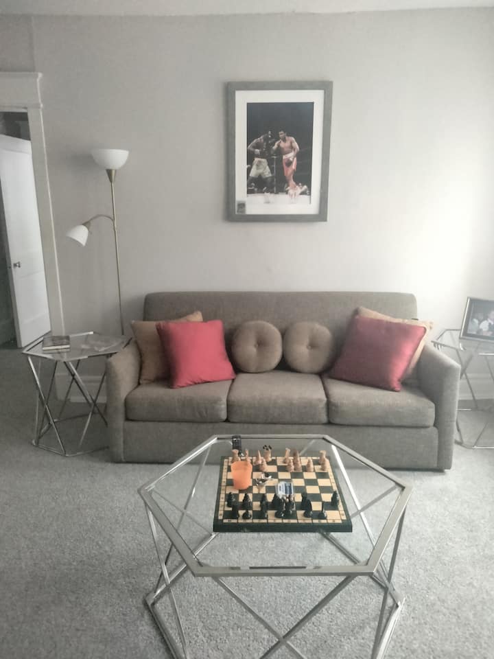 Entire 1 Bedroom Apt St Josephs Uni/city Ave - Bryn Mawr, PA