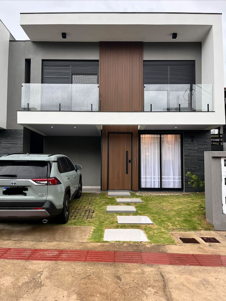 Aconchegante Casa Com óTima Localização - Garopaba