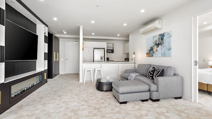 Qv Stays Waterfront Retreat 2 Bed 2 Bath - Auckland