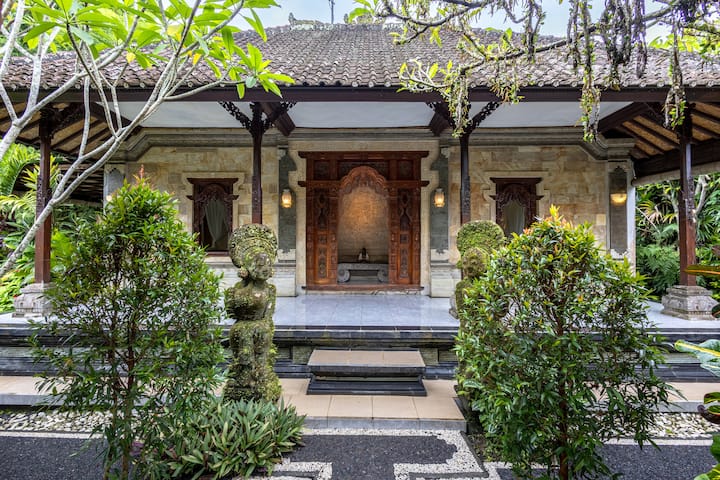 Private 2 Bedroom Jungle Villa • Pool - Australia