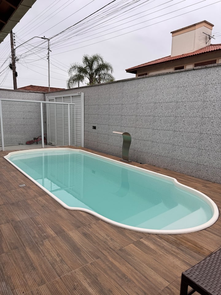 Casa Com Piscina Na Grande Florianópolis - Palhoça