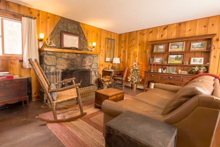 Cowboy Charm | Rustic Grand Lake Cabin - Grand Lake, CO