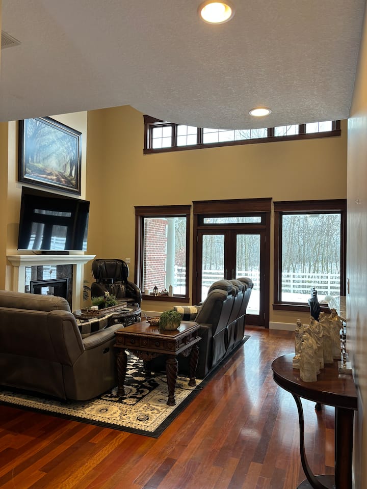 Covered Bridge Retreats: Piper’s - DePauw University, Greencastle
