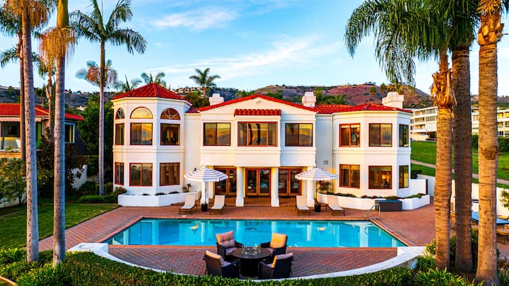 Ocean Front Estate With Pool, Spa & Views - Rancho Palos Verdes, CA
