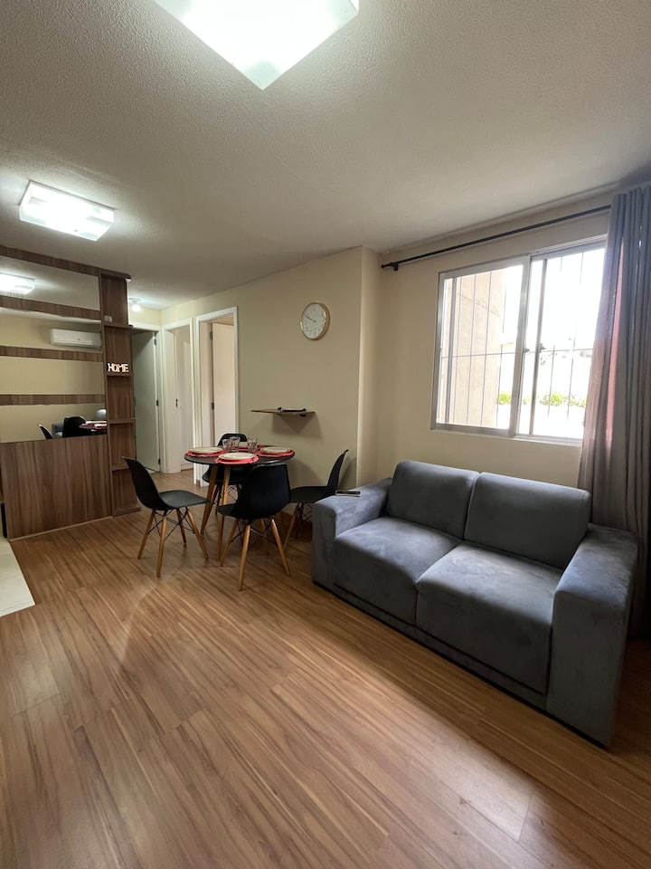 Apartamento Térreo Com Vaga De Estacionamento. - Pelotas