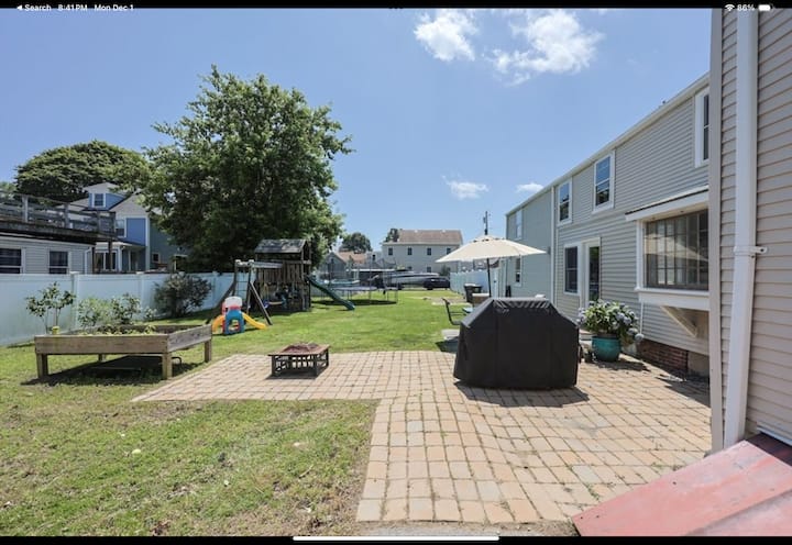 Cozy Queen Bedroom Near Salem And Danvers! - Middleton, MA