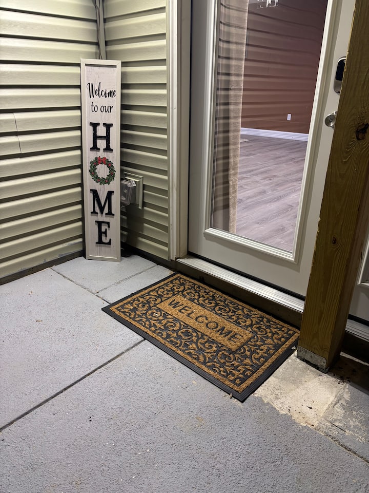 The Curated Comfort Suite
"Relax Recharge Stream" - Harrisburg, NC