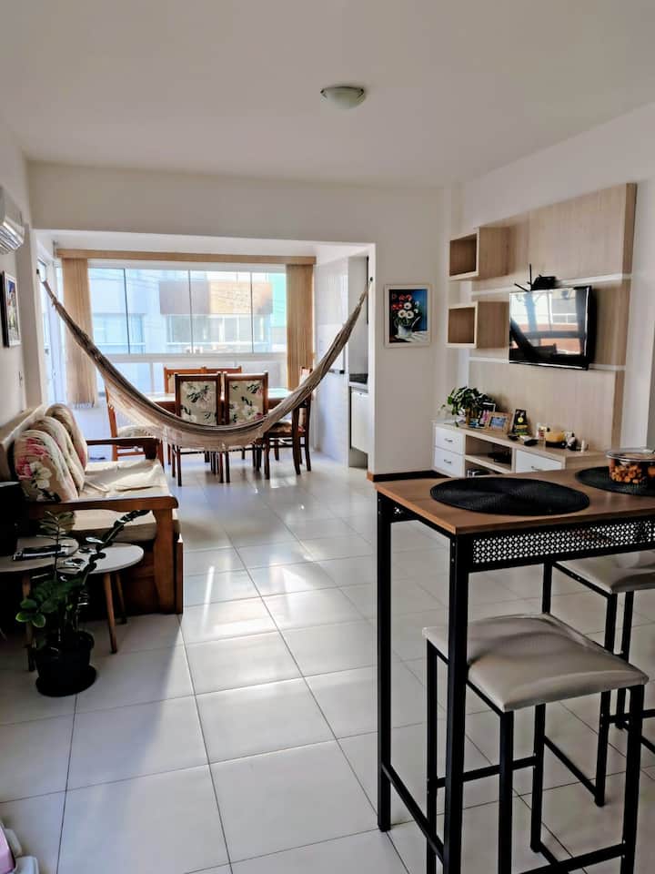 Apto C/ Terraço E Garagem No Centro De Capão - Capão da Canoa