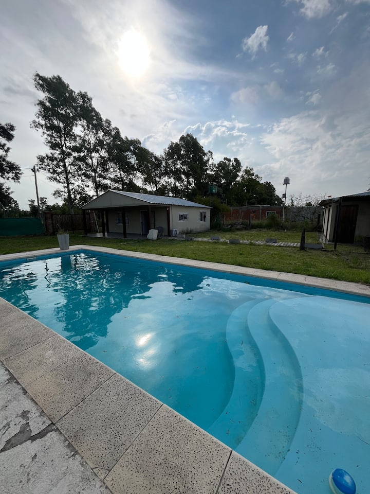 Casa Quinta, Barrio Semicerrado. 600mts2 - Merlo