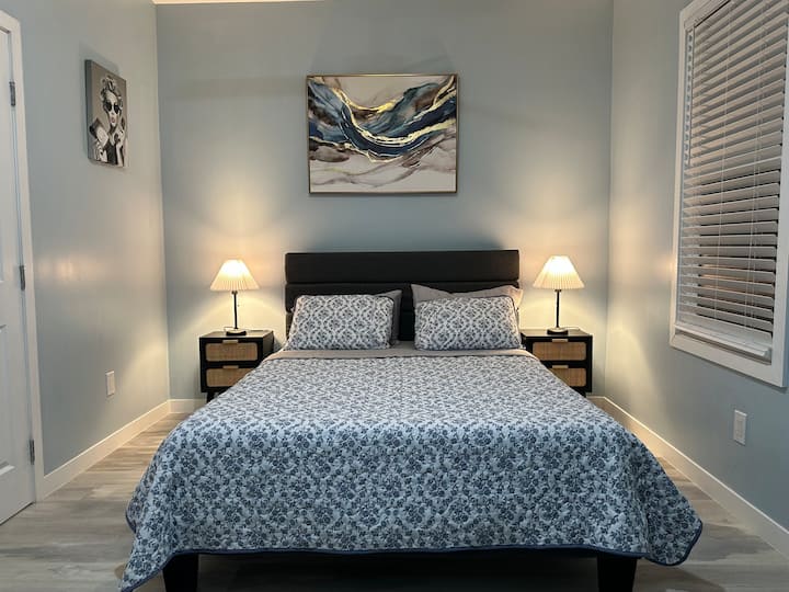 Comfy-stylish Studio Close To Downtown Durham - ダーラム, NC