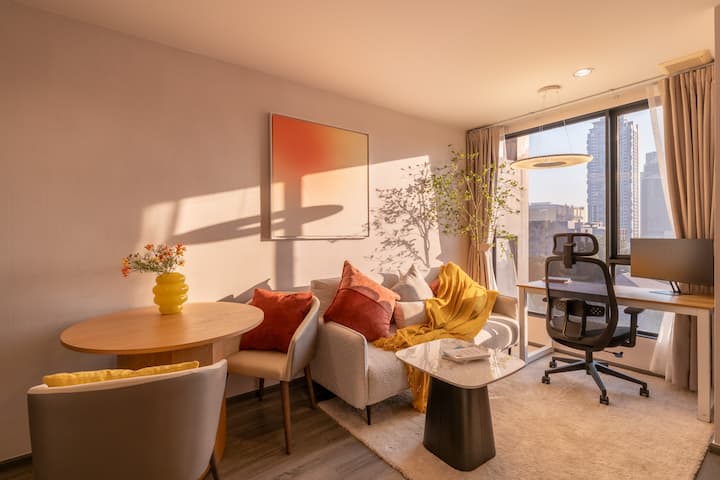 Ideo Mobi Sukhumvit 40 | Relaxed & Stylish Stay - Bangkok