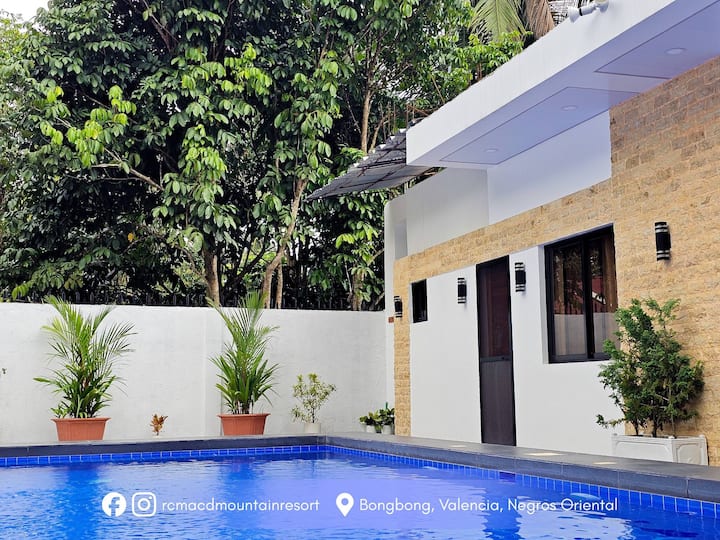 Rcmacd Mountain Resort - Shannon Suite - Valencia City